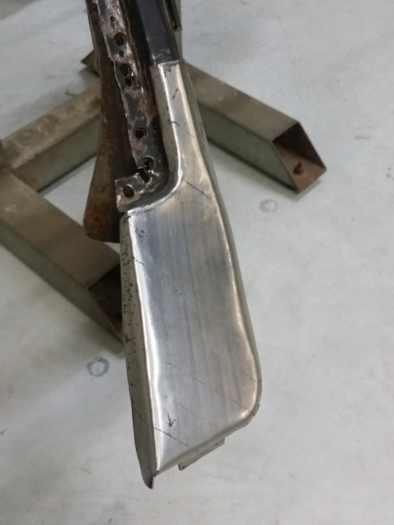 A-Pillar – Auto Resto